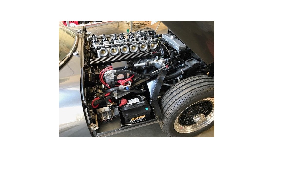 Jaguar V12 E-Type Einzeldrosselanlage mit frei Programmierbare ...
